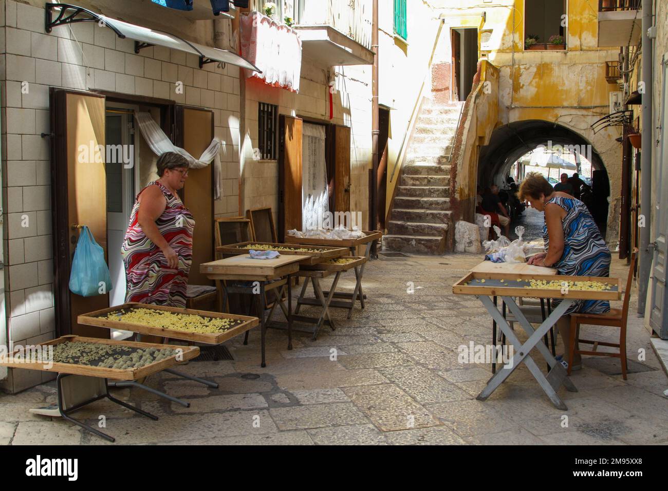 Bari italy puglia hi-res stock photography and images - Alamy
