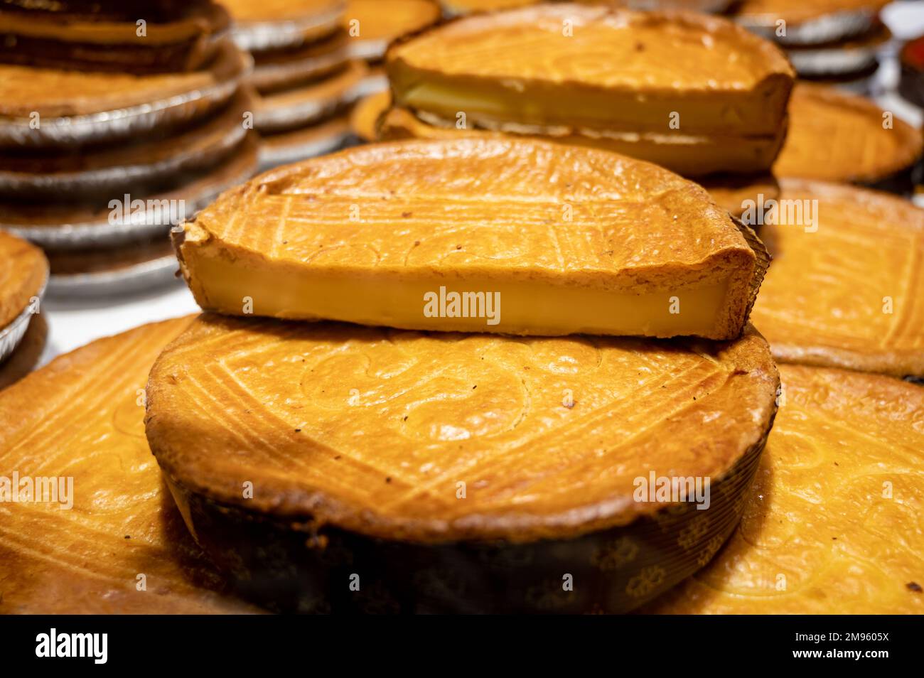 brown, caramel, cheese cake, basque, spanish dessert, basque cheesecake ...