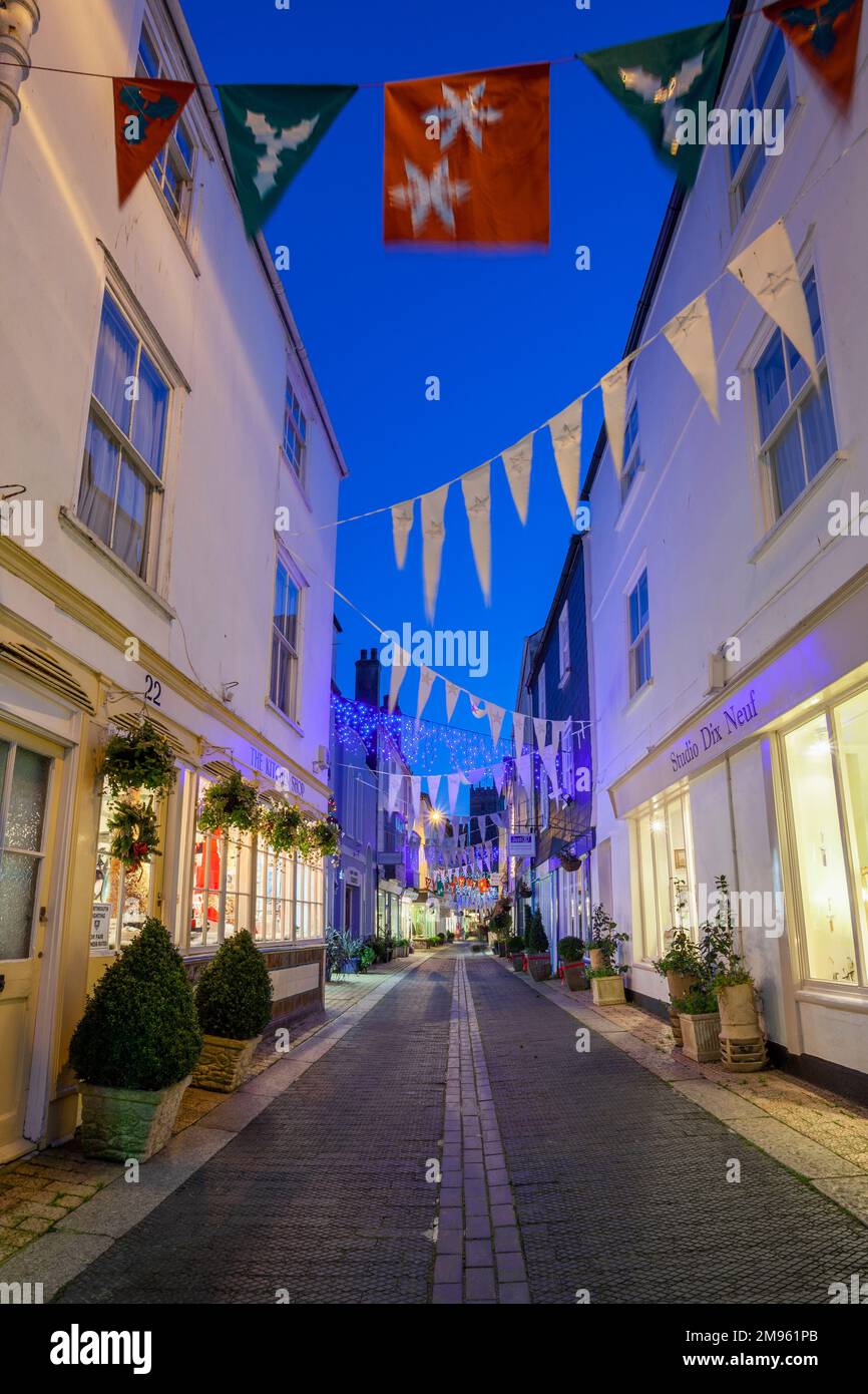 UK, England, Devon, Dartmouth, Foss Street with Traditional Christmas ...