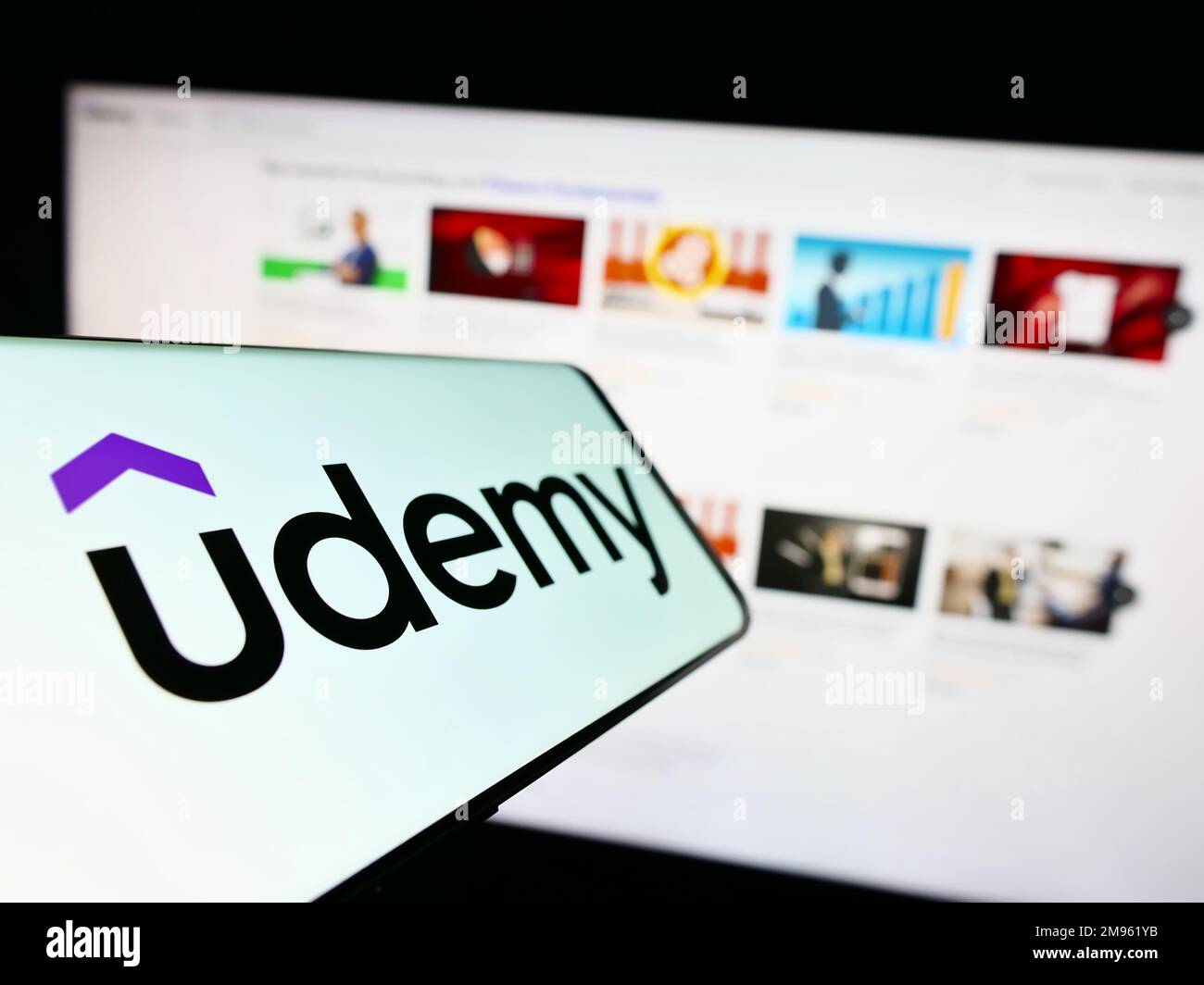 Udemy Logo