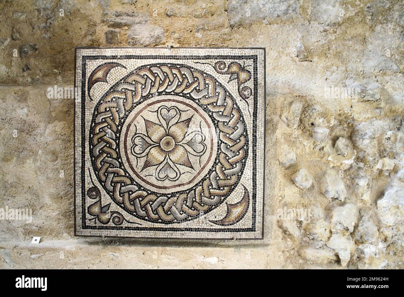 Frise marron hi-res stock photography and images - Alamy