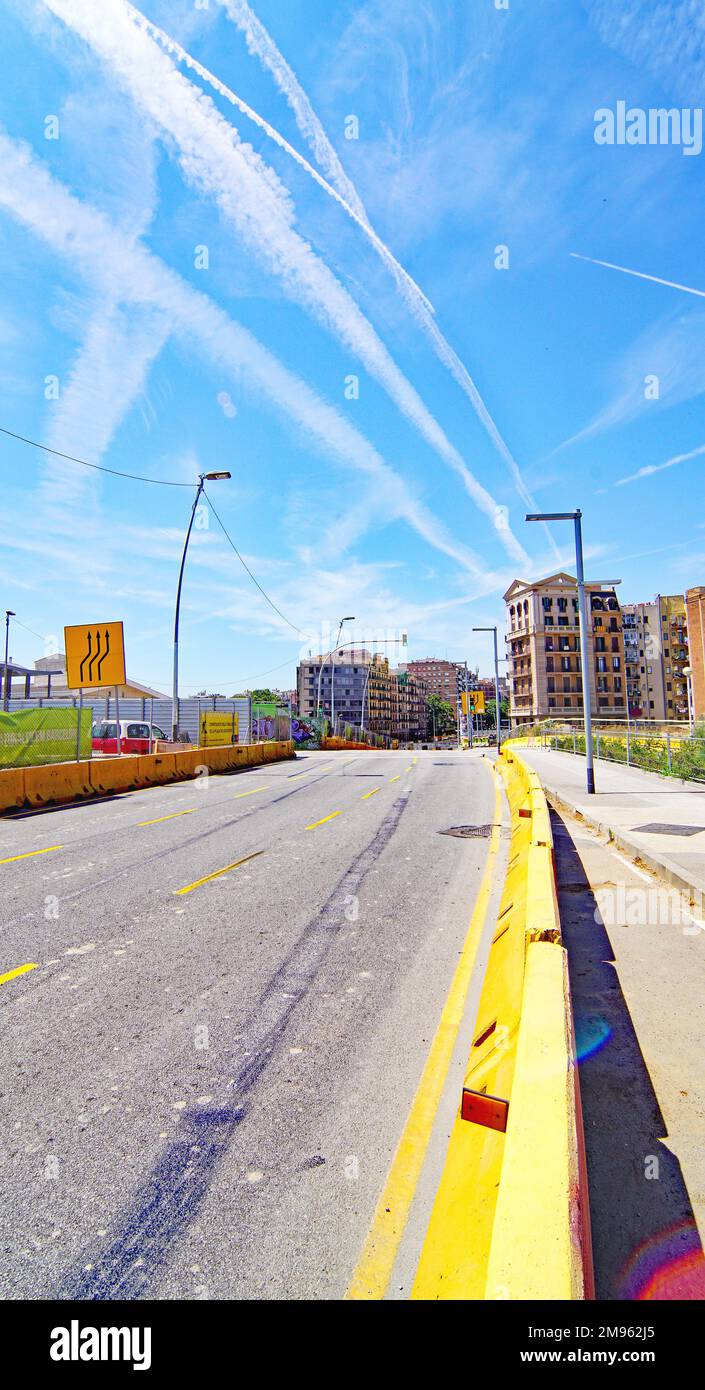 deconstruction works of the ring road of the Plaza de Les Glories ...