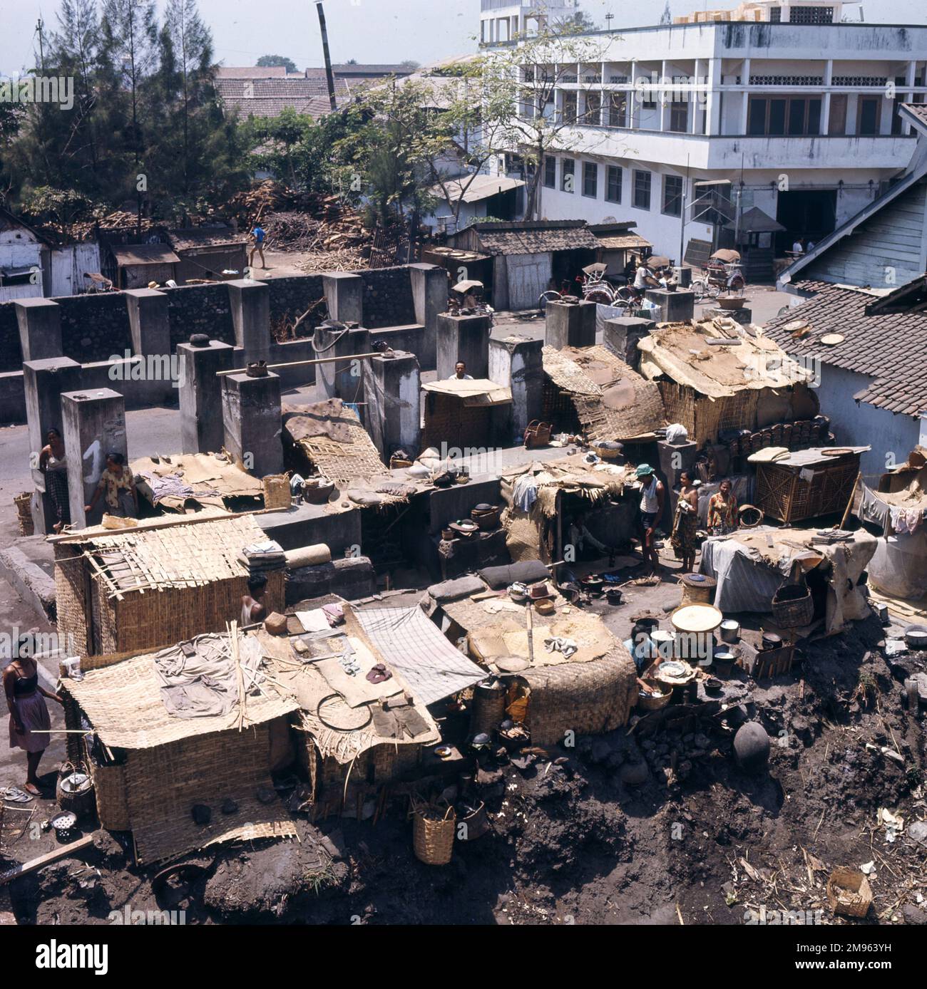 Aerial view of slum housing in the centre of Java, Indonesia Stock ...