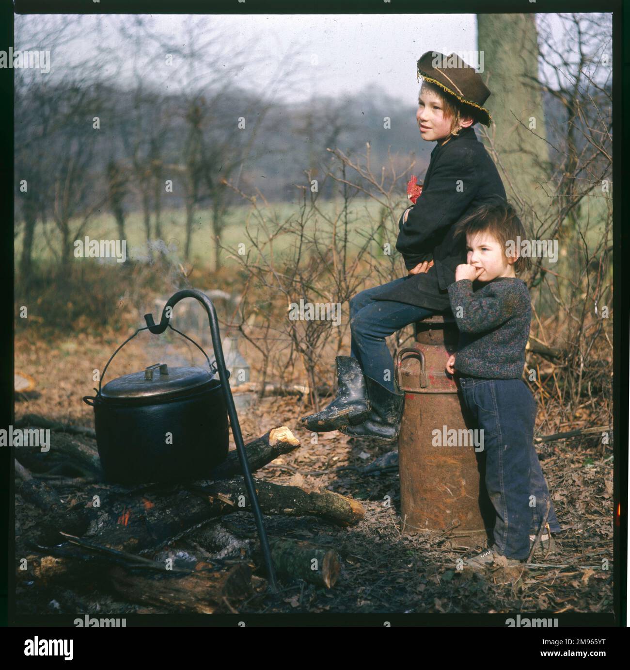 Gypsy children hi-res stock photography and images - Alamy