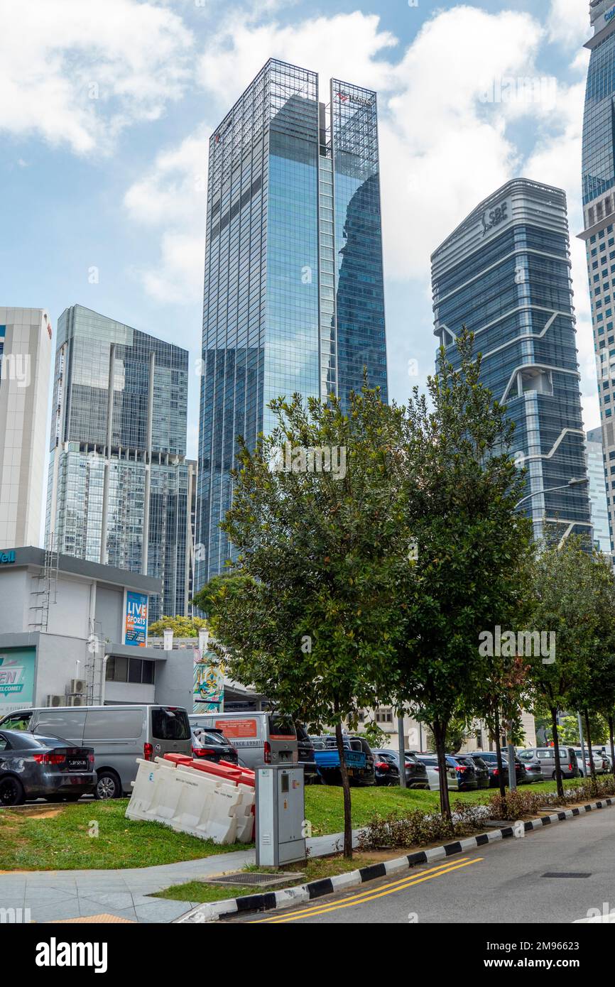 Office skyscrapers hi-res stock photography and images - Alamy