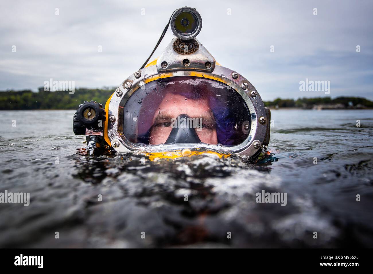 Commercial Diver Training, Plymouth Devon Stock Photo - Alamy