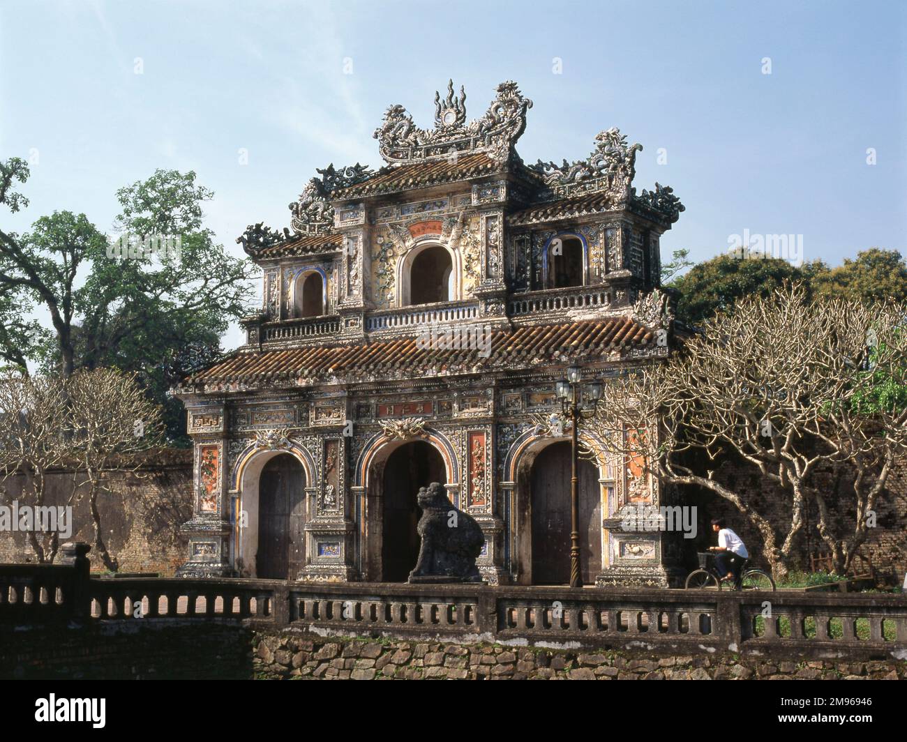 View of the Hien Nhon Gate, entrance to the former Imperial City of Hue ...