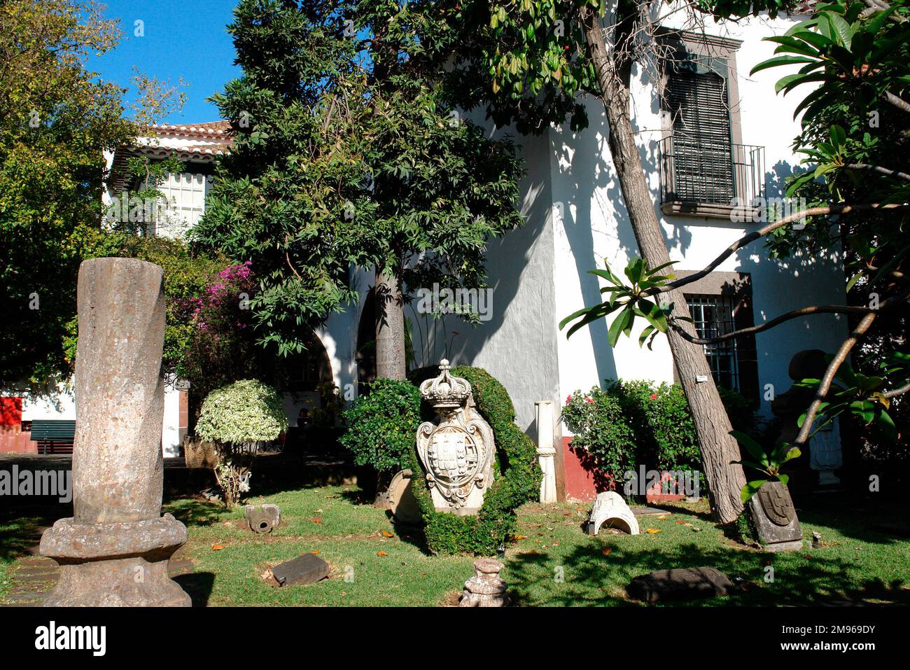 Quinta das cruzes museum, madeira hi-res stock photography and images ...