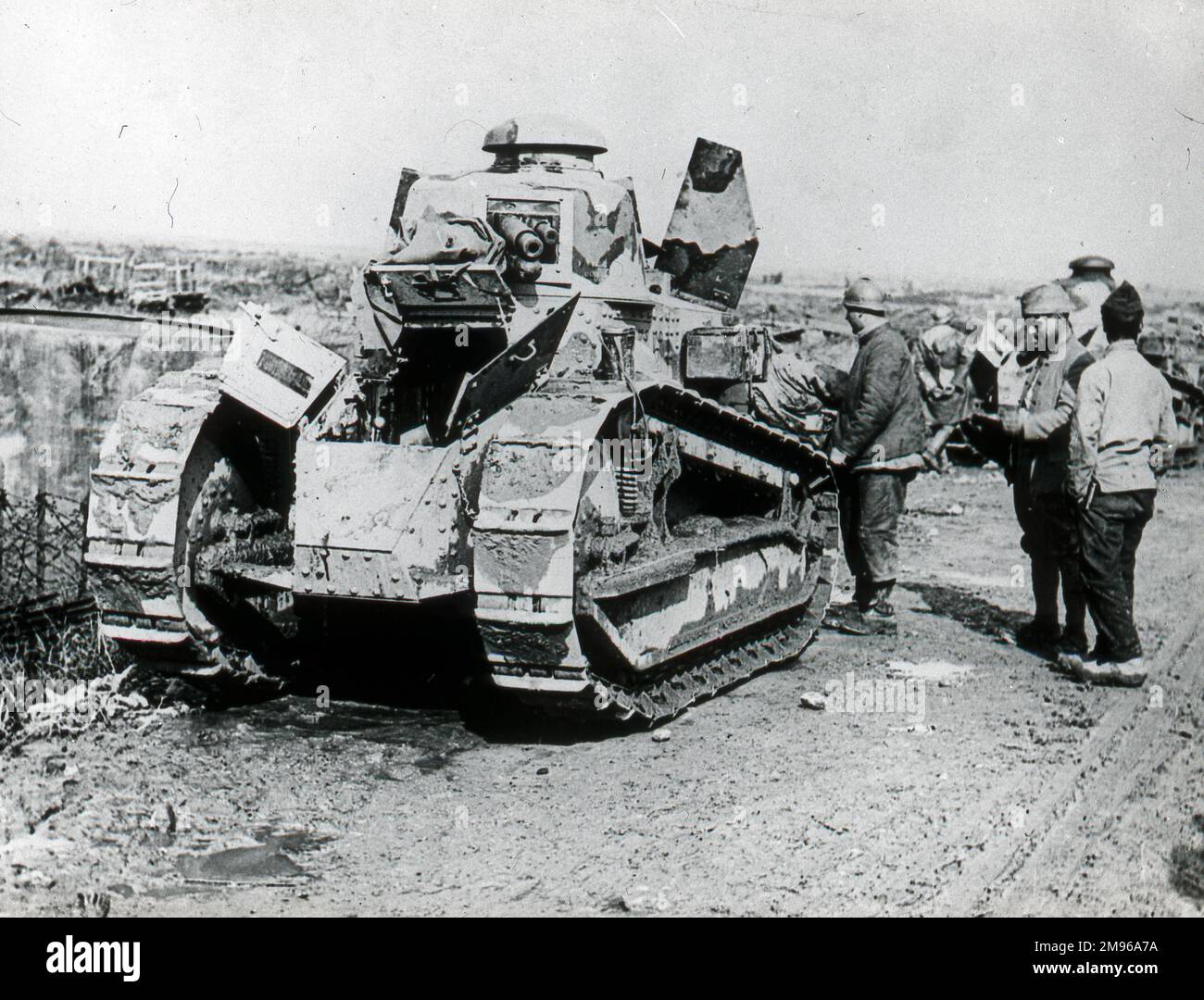 Road maintenance during ww1 hi-res stock photography and images - Alamy