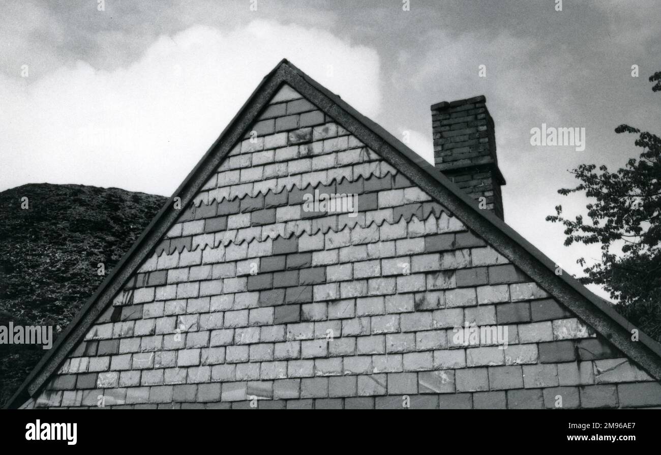 Intricate patterning made from slate on an abandoned weighbridge ...