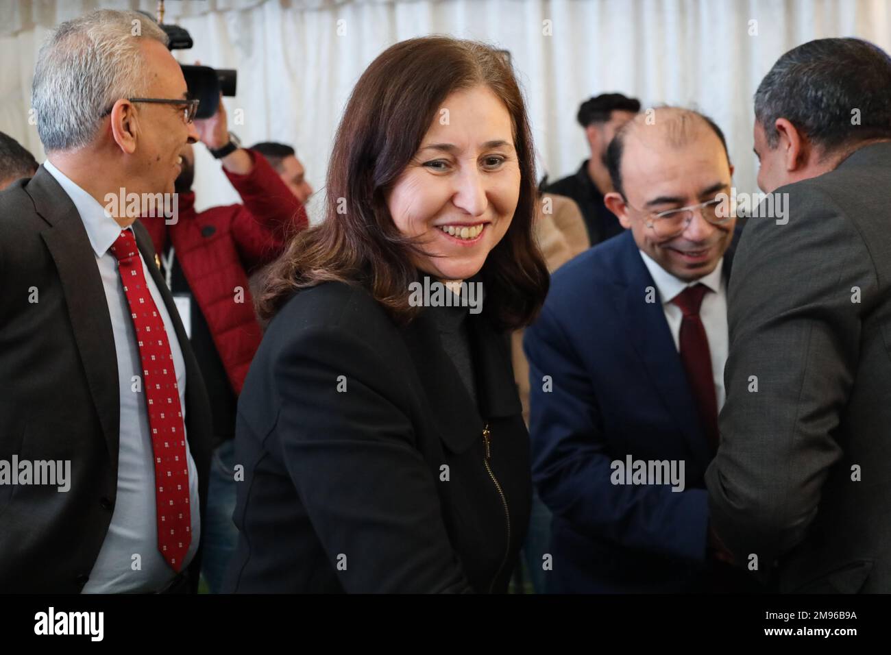 Sarah zaafrani hi-res stock photography and images - Alamy