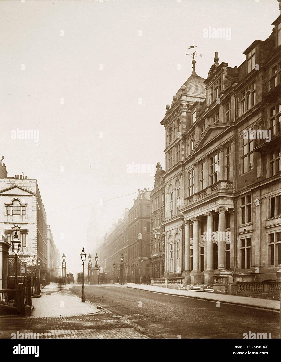 1910 building hi-res stock photography and images - Alamy