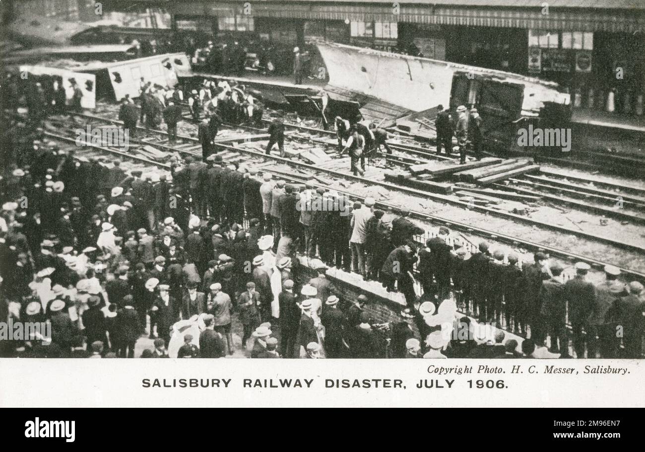 Salisbury railway disaster July 1906 engine no 421 Stock Photo - Alamy