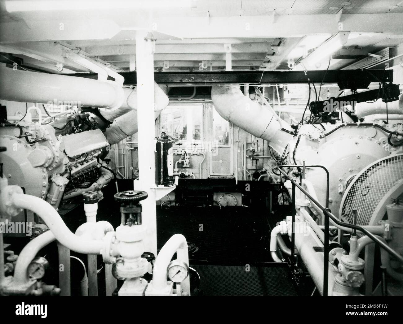 Engine room hi-res stock photography and images - Alamy