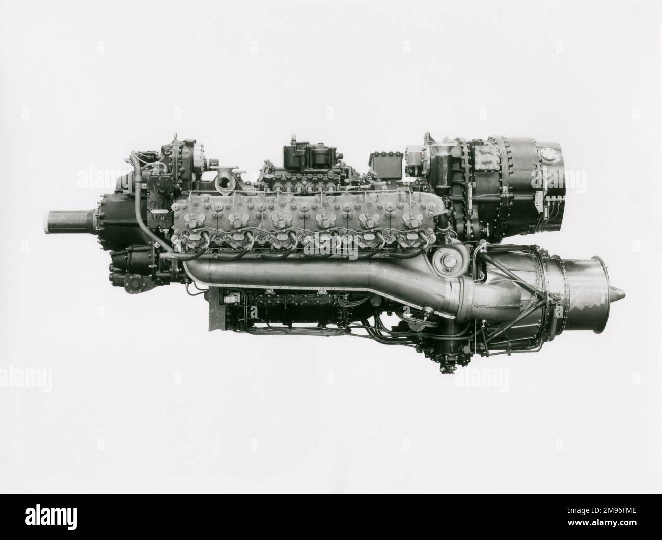 Napier Nomad 3135 EHP compound diesel engine Stock Photo - Alamy