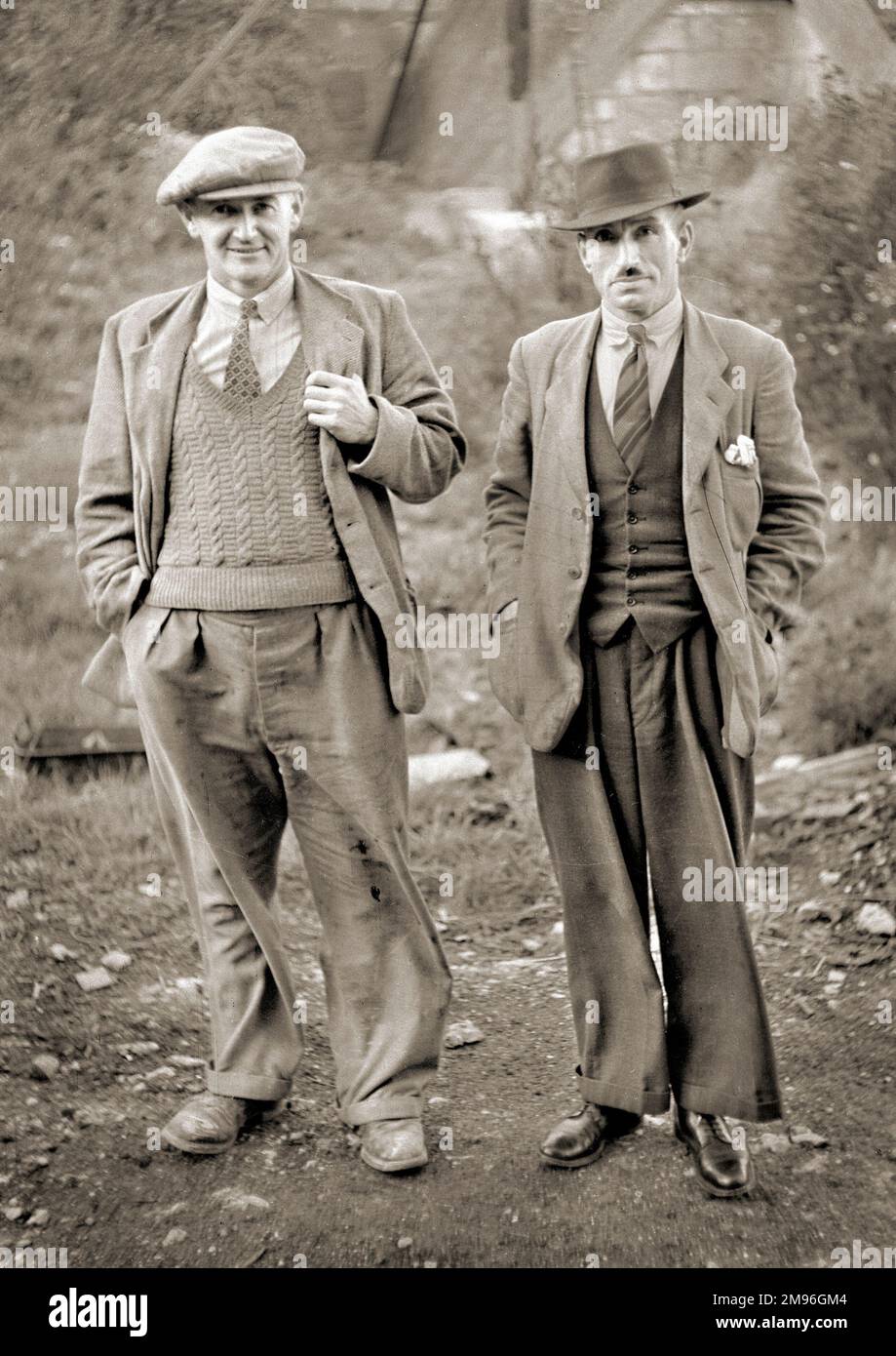 Rumpled suit hi-res stock photography and images - Alamy