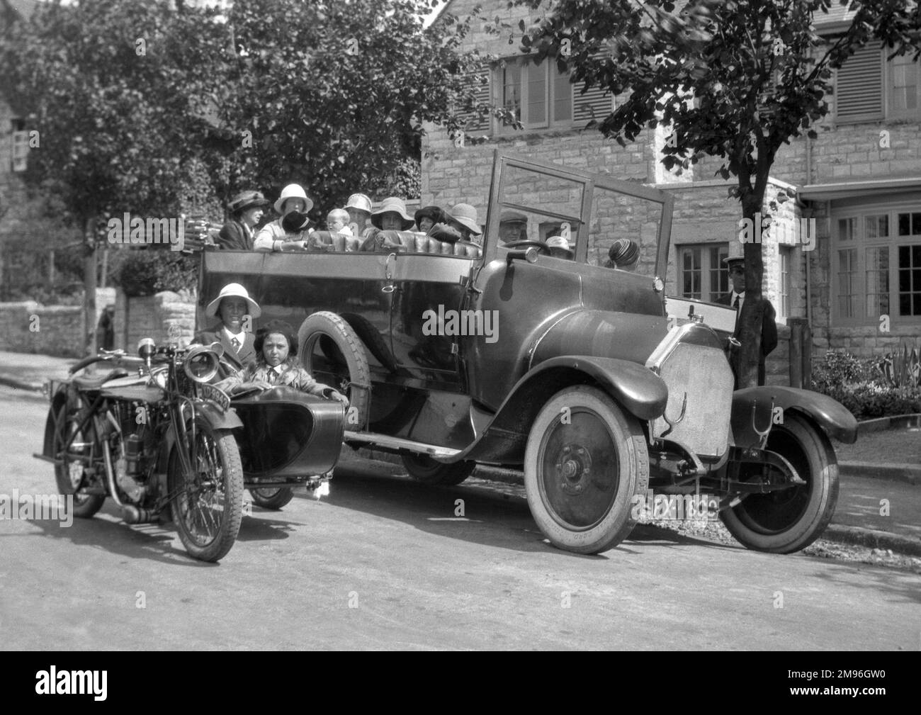 Motorcycle sidecar hi-res stock photography and images - Alamy