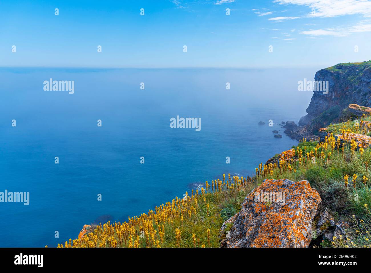 Fog rolling over the ocean hi-res stock photography and images - Alamy