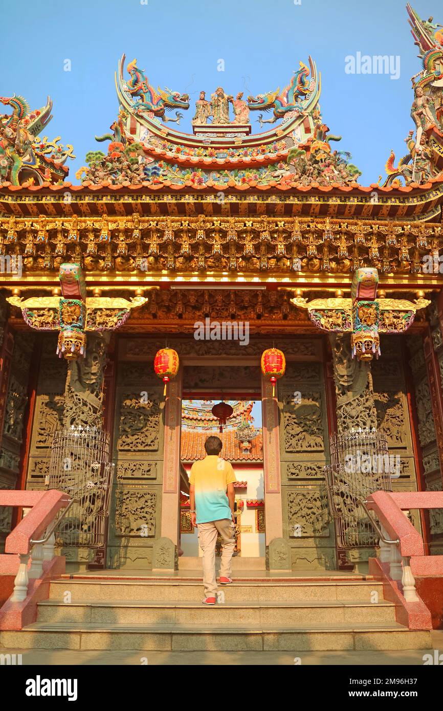 Visitor Entering the Gorgeous Gate of a Chinese Buddhist Temple Stock ...