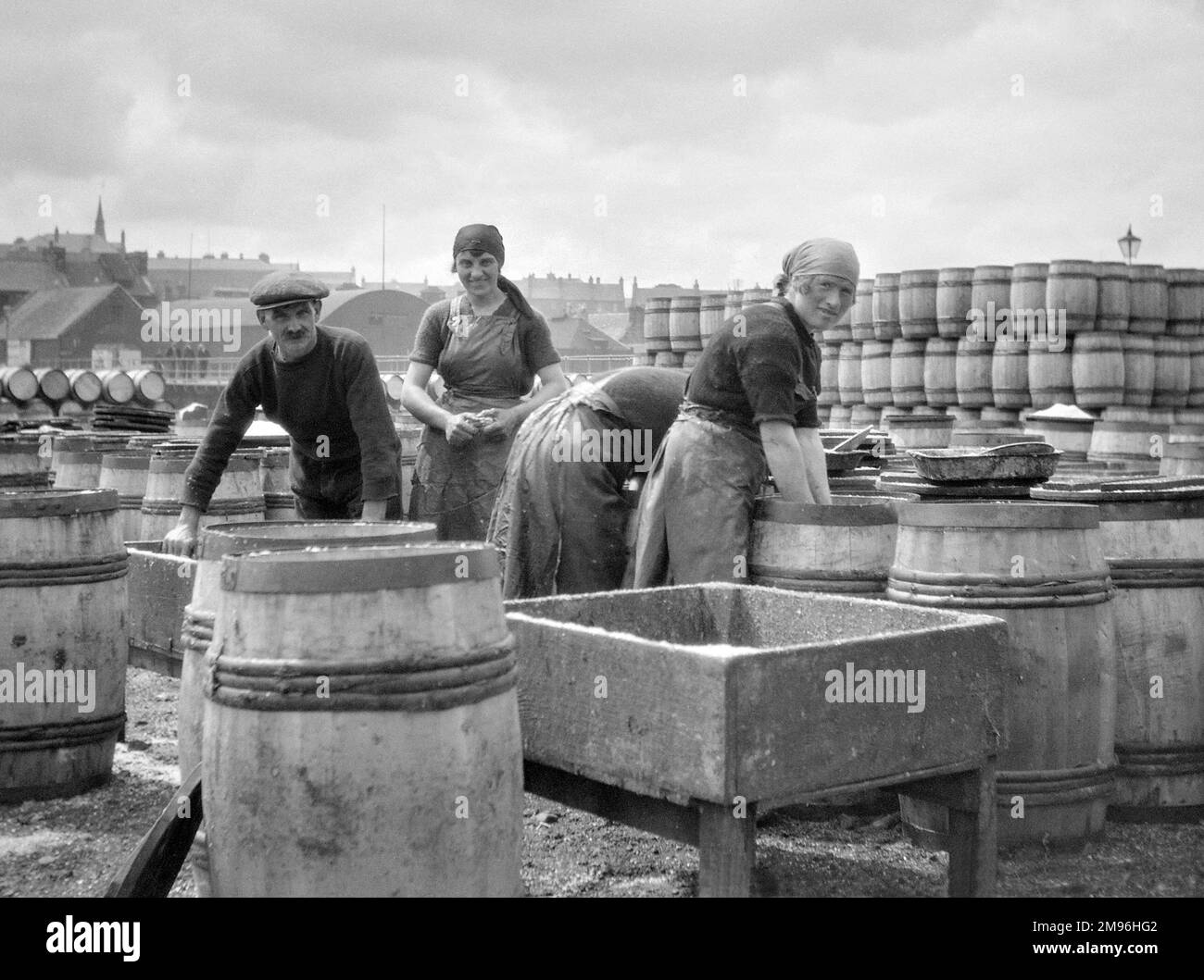 Industry workers 1920s hi-res stock photography and images - Alamy