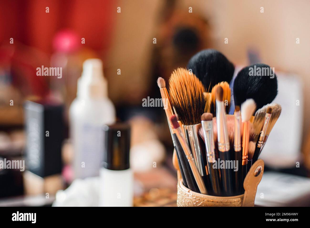 Professional makeup table hi-res stock photography and images - Alamy