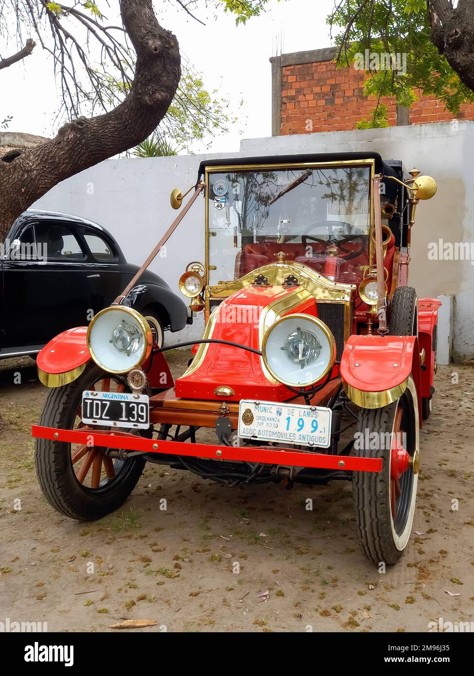 Lanus, Argentina - Sept 24, 2022: Antique old red 1912 Renault De Ville ...