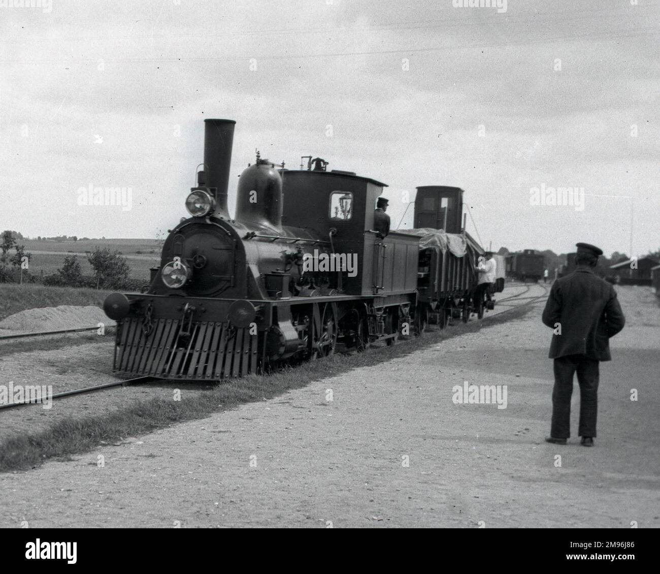 Engine driver on steam hi-res stock photography and images - Alamy