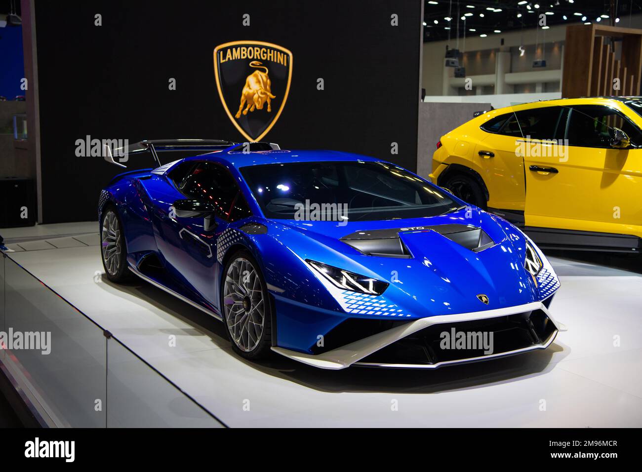 Lamborghini Huracan Dark Blue