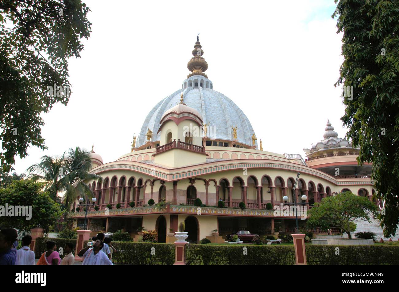 India - West Bengal - Mayapur Chandradaya Mandir, Hare Krishna main ...