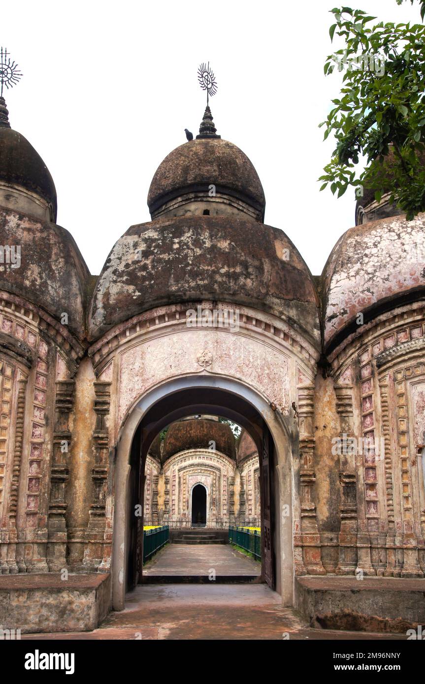 India - West Bengal - Hooghly river - Kalna: Shiva temple with 1O8 ...
