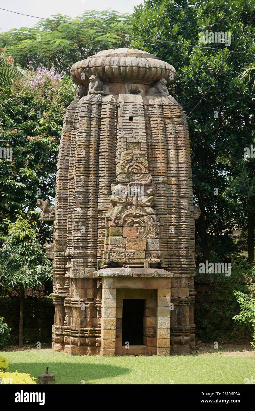 India,Orissa,Bhubaneswar: Hindu temple of the Lingaraj temple complex ...