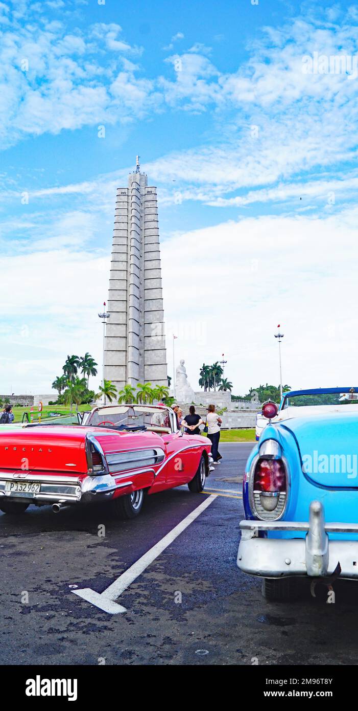 Classic cars in the Havana in Republic of Cuba, Caribbean Stock Photo ...