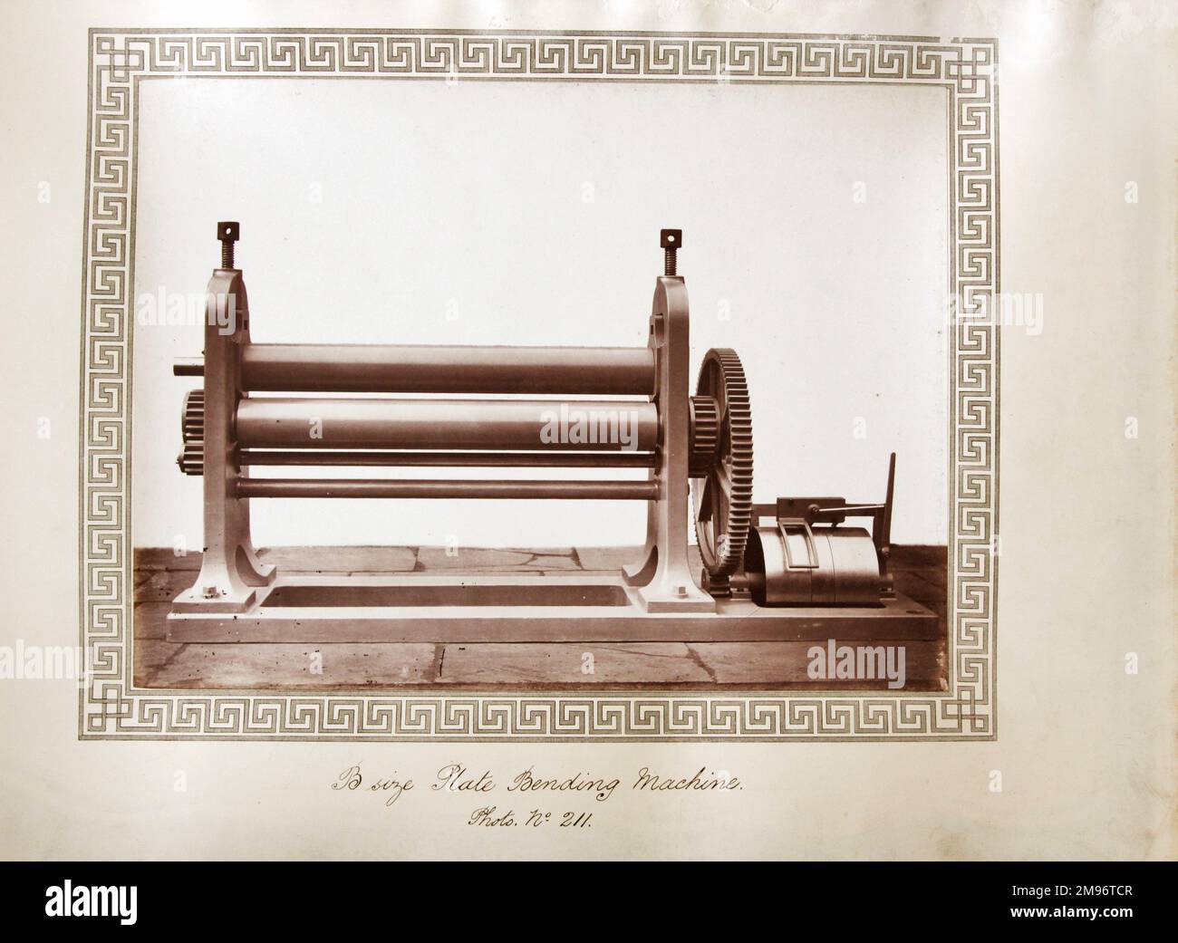 Plate bending machine hi-res stock photography and images - Alamy