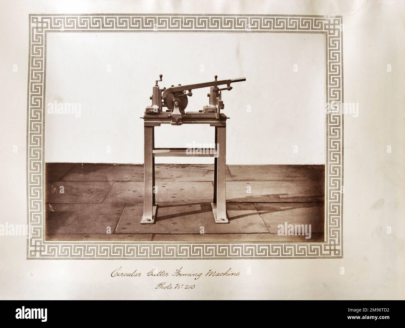 Forming machine hi-res stock photography and images - Alamy