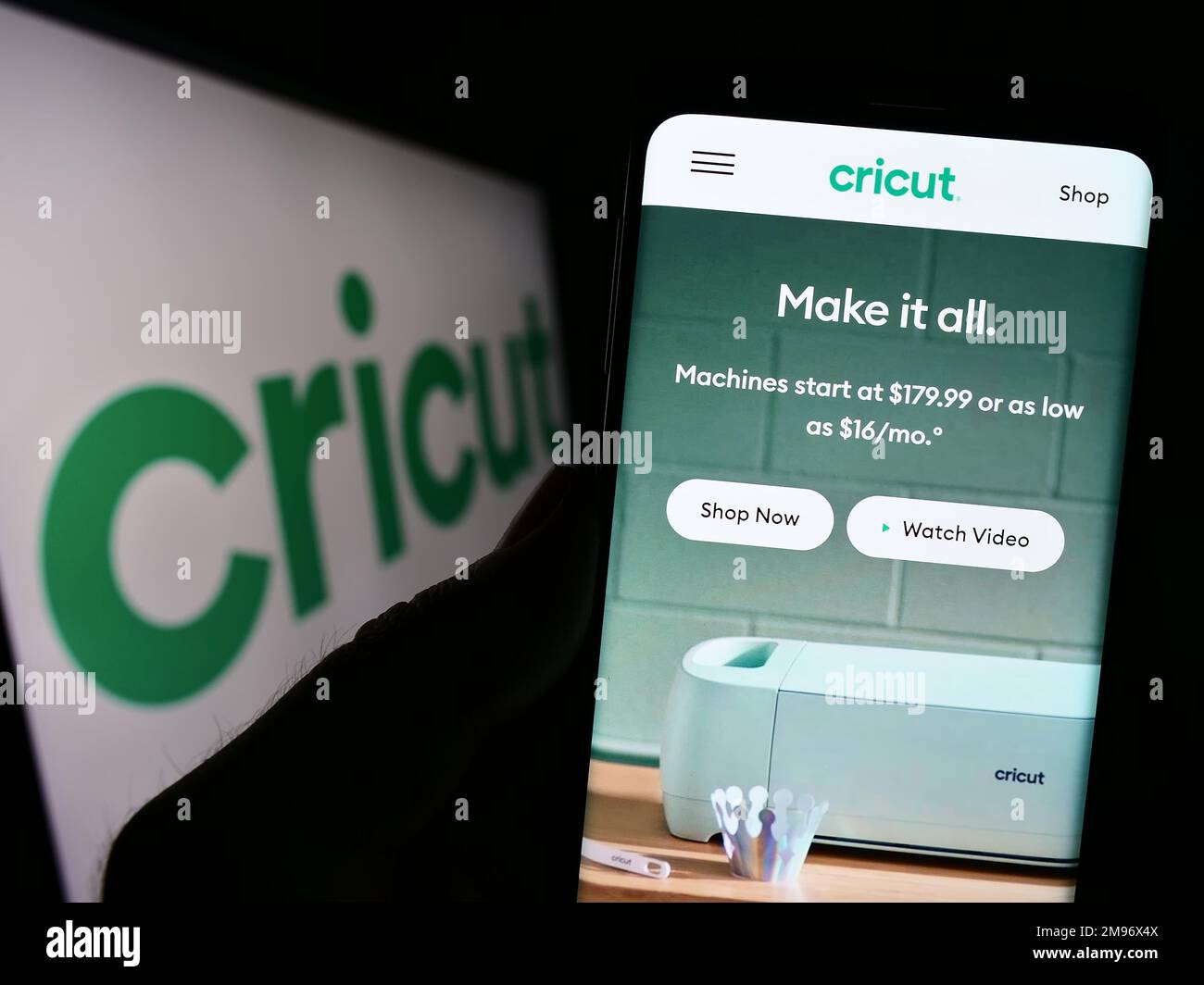 Cricut maker hi-res stock photography and images - Alamy