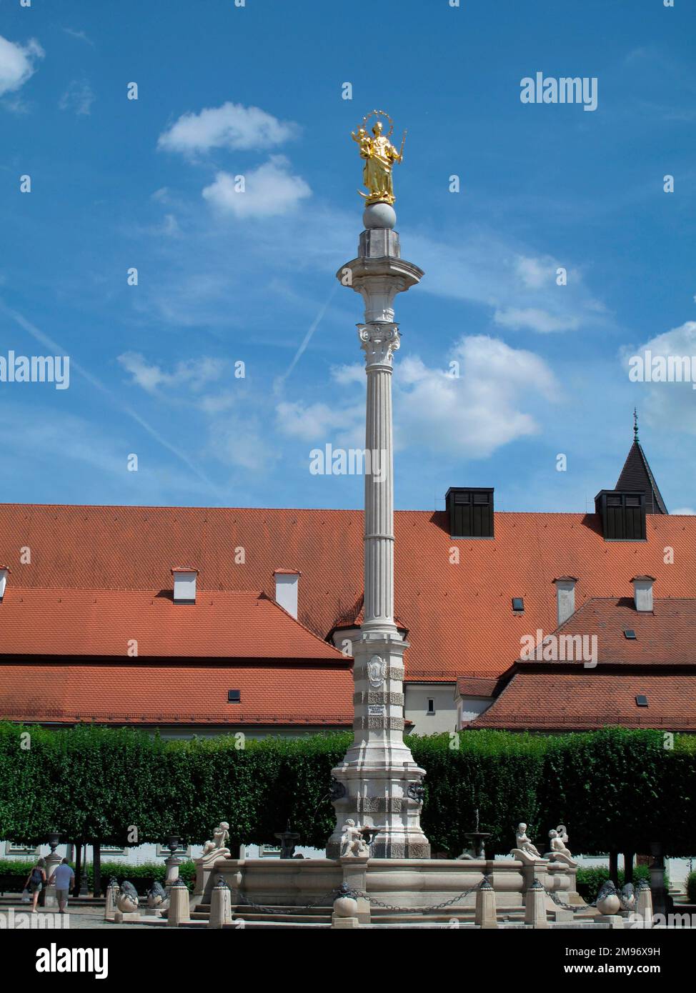 Germany, Bayern, Eichstatt: Column of St. Mary at Residence square ...