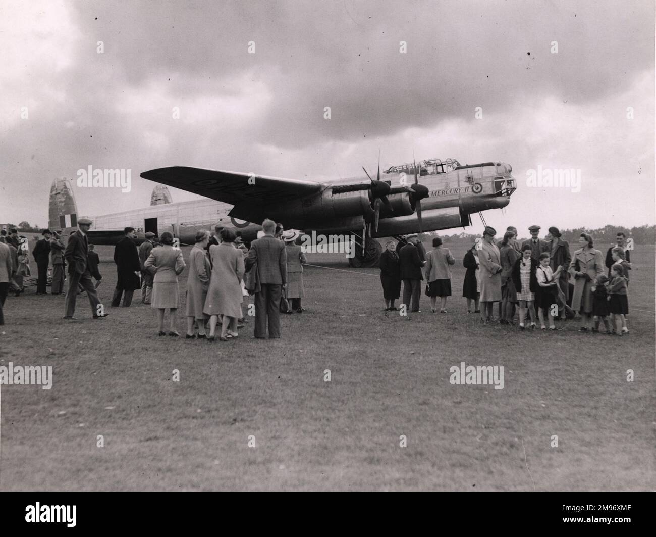 Avro Lincoln B2, RE414, Mercury II, used by the Empire Radio School ...