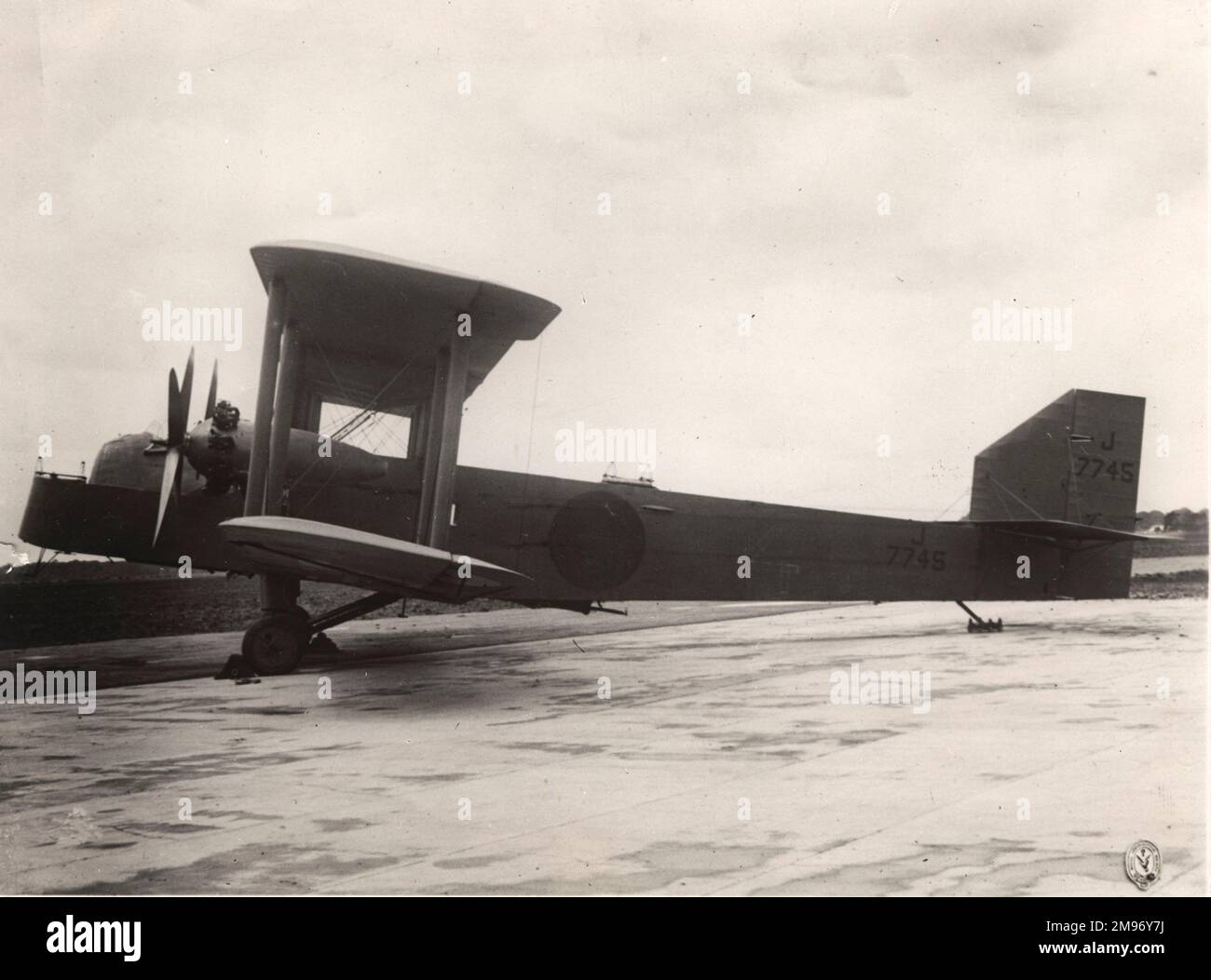 Handley Page HP33 Hinaidi I prototype, J7745, was converted from a ...