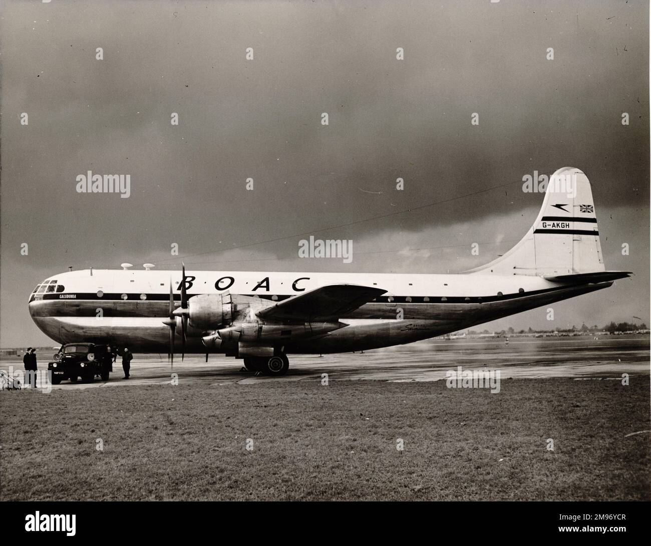 Boeing Stratocruiser, G-AKGH, Caledonia, of BOAC Stock Photo - Alamy