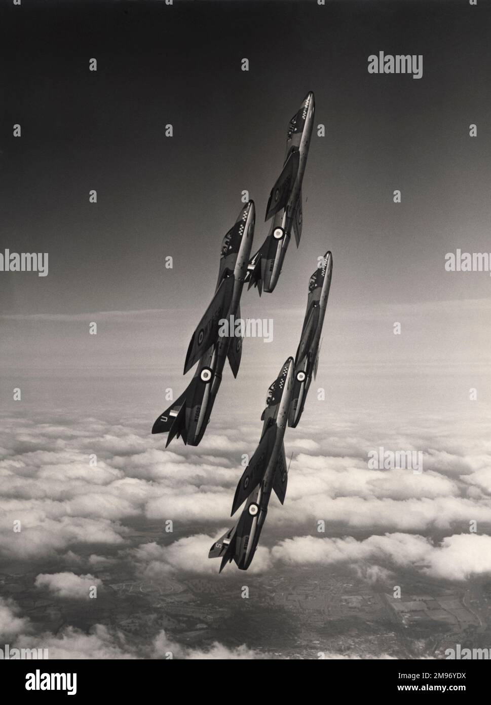 Four Hawker Hunter 1s of 54 Squadron aerobatic team rehearsing for ...