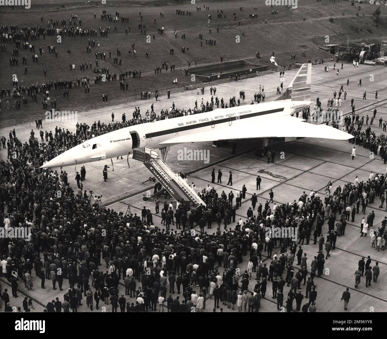 Concorde 002, G-BSST, leaves the assembly hall at Filton for the first ...