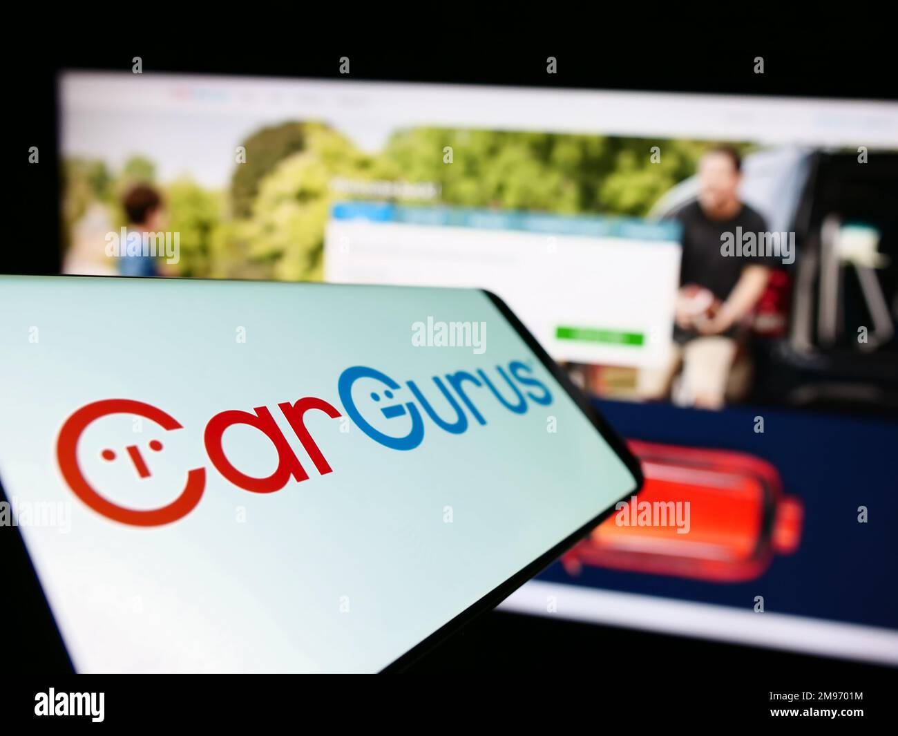 Cargurus logo hi-res stock photography and images - Alamy