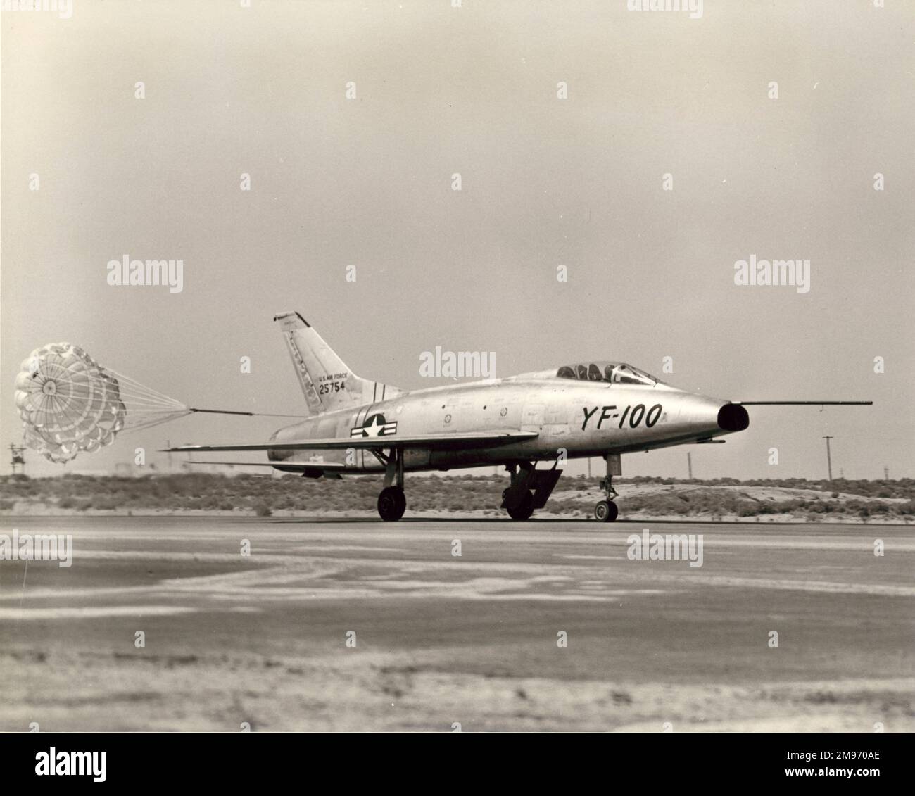 First american airplanes hi-res stock photography and images - Alamy