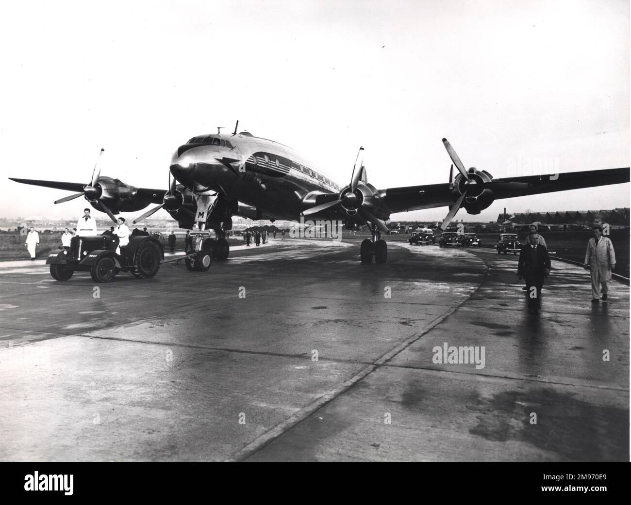 Lockheed 049 Constellation, G-AHEM, Balmoral, of BOAC Stock Photo - Alamy