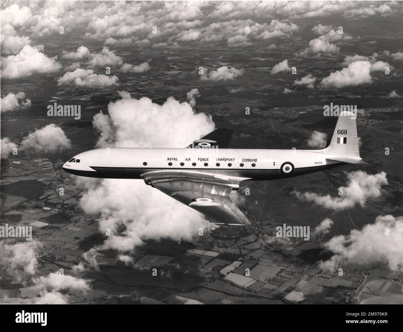 de Havilland DH106 Comet C2, XK669 (initially G-AMXB), of RAF Transport ...