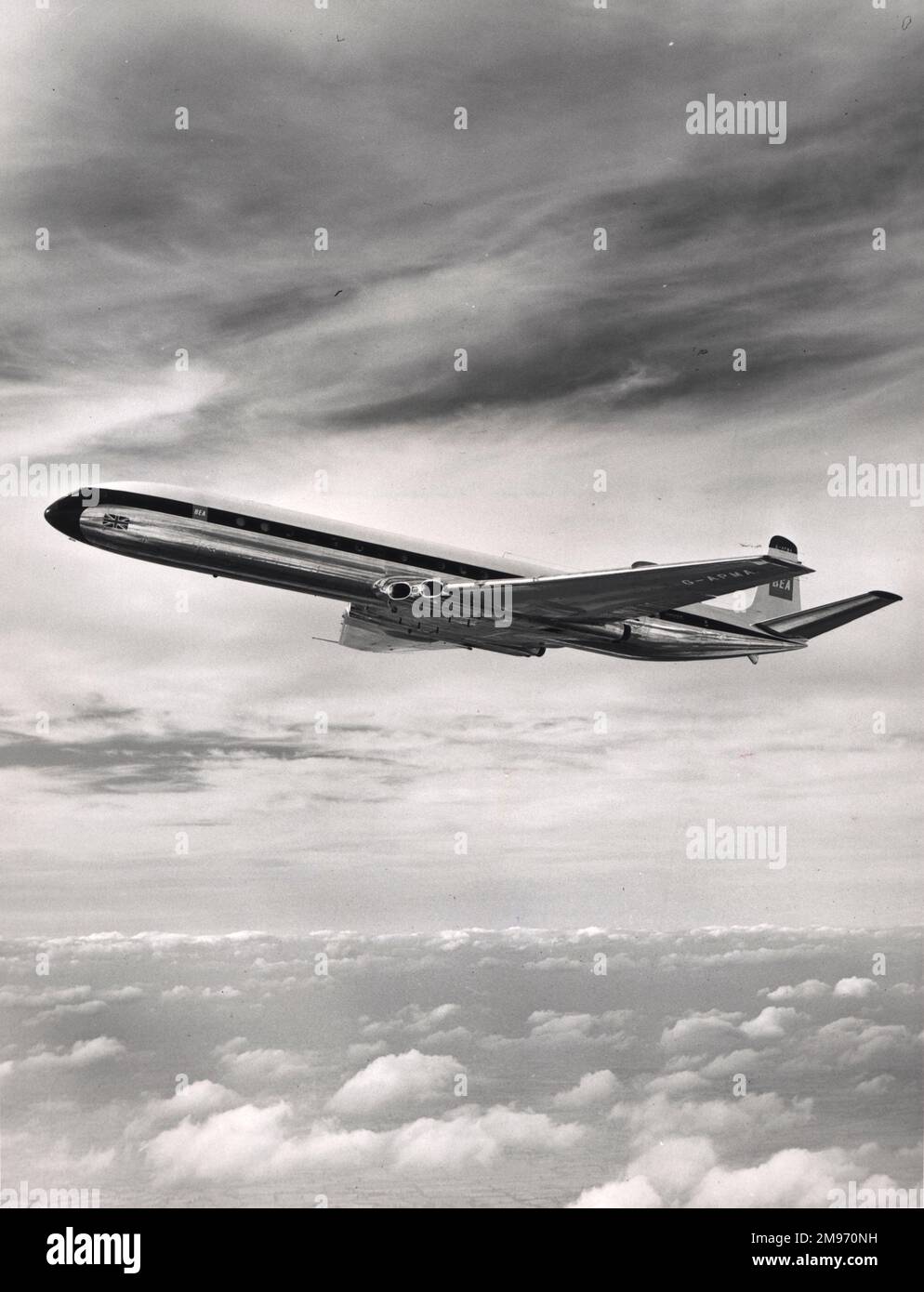 The first de Havilland DH106 Comet 4B, G-APMA Sir Edmund Halley, of BEA ...