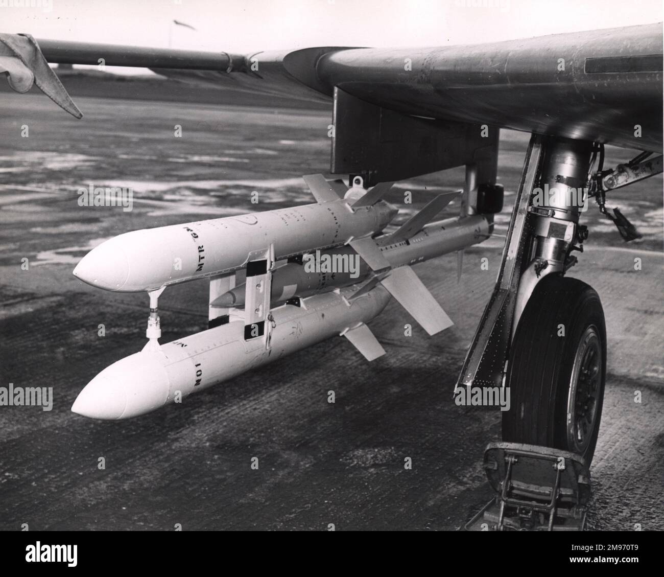 Fairey Fireflash air-to-air missile mounted on a Supermarine Swift Mk7 ...