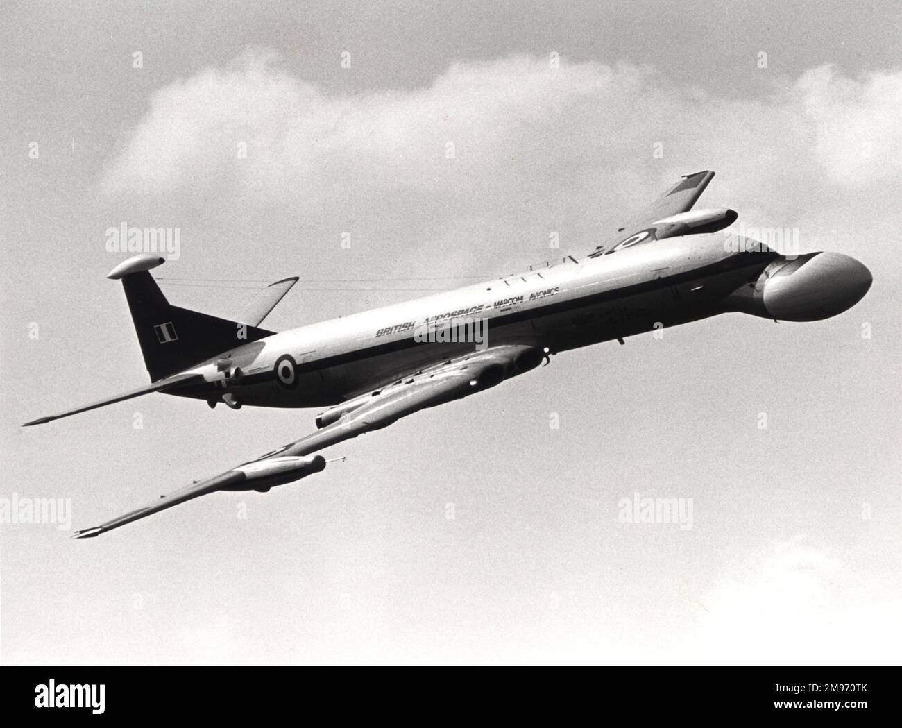 de Havilland DH106 Comet 4, XW626 (formerly G-APDS), after conversion ...