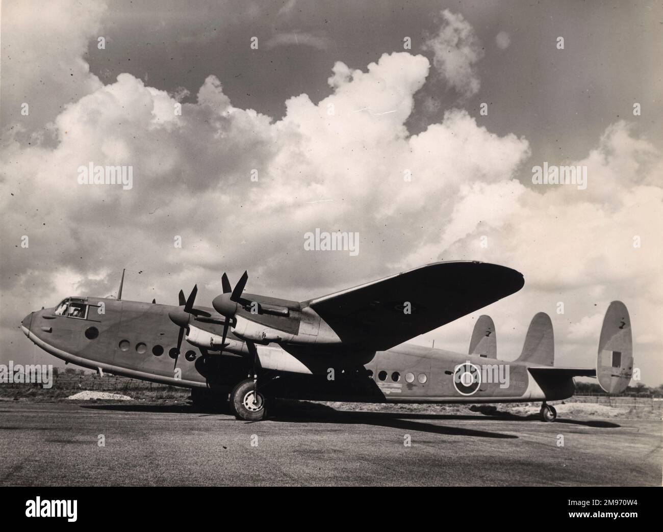 Avro york transport aircraft hi-res stock photography and images - Alamy
