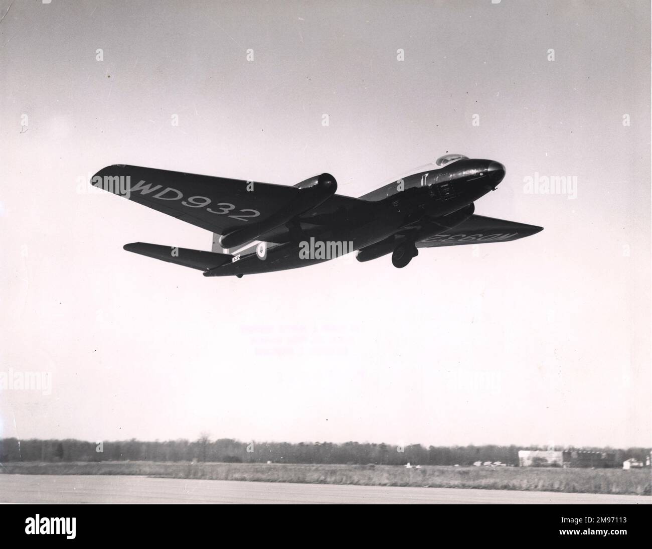 English Electric Canberra B2, WD932, was demonstrated to the Americans ...